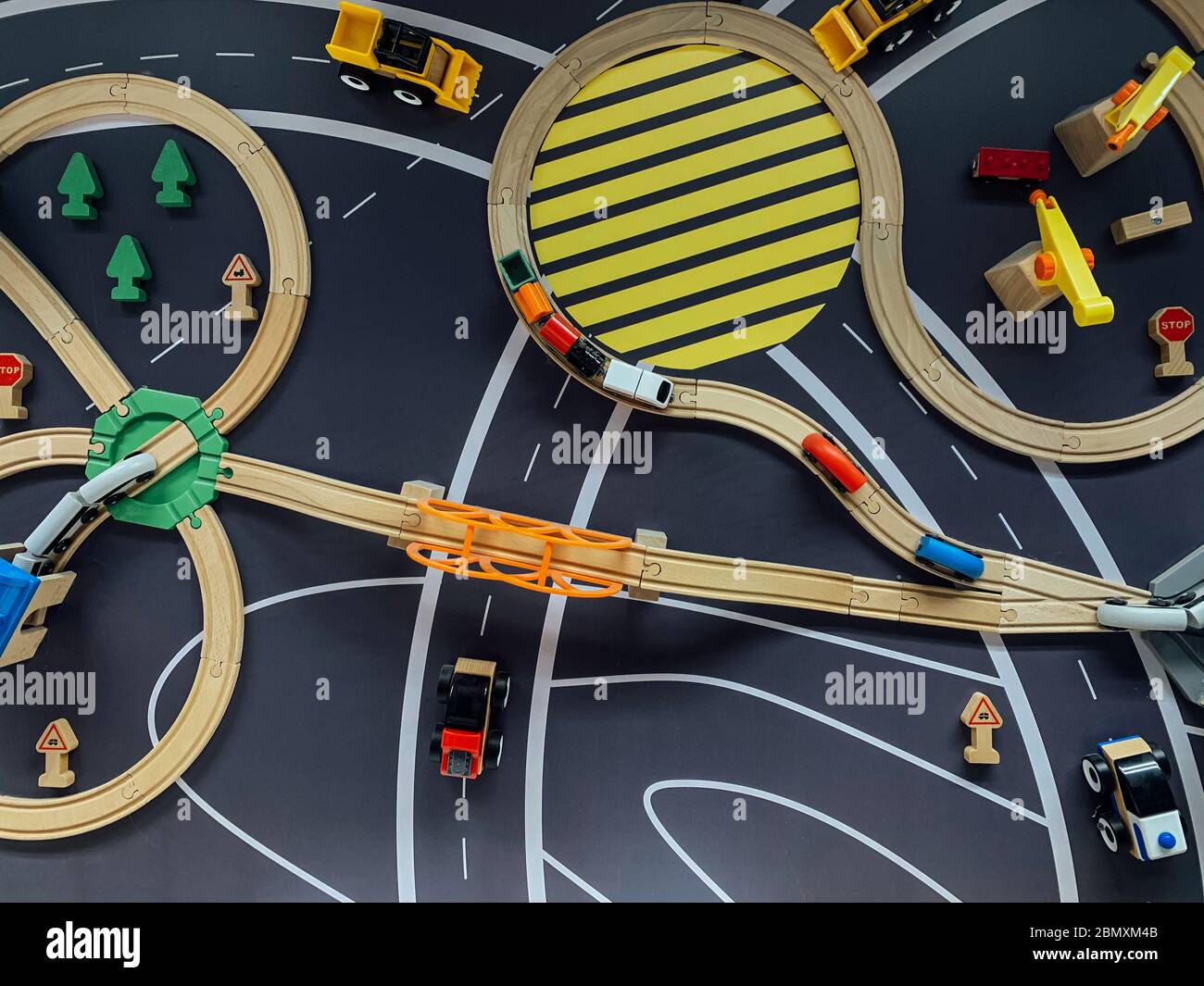 Kids maze game car hi-res stock photography and images - Alamy