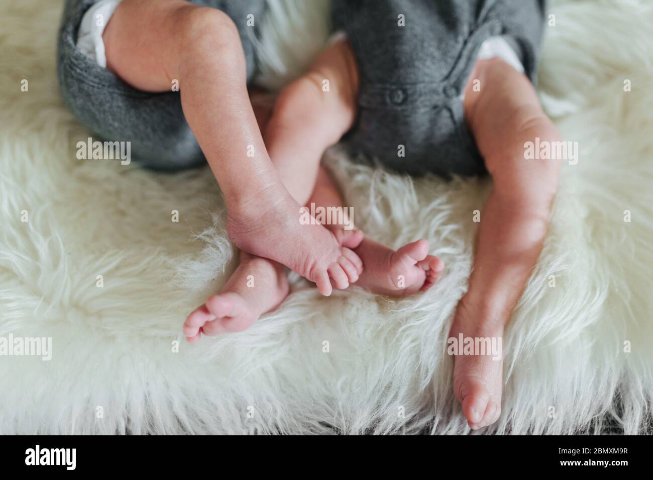 Niño adorable hi-res stock photography and images - Alamy