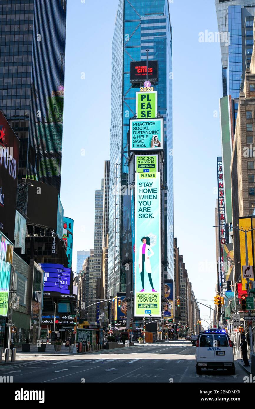 Times Square quiet during coronavirus pandemic Stock Photo - Alamy