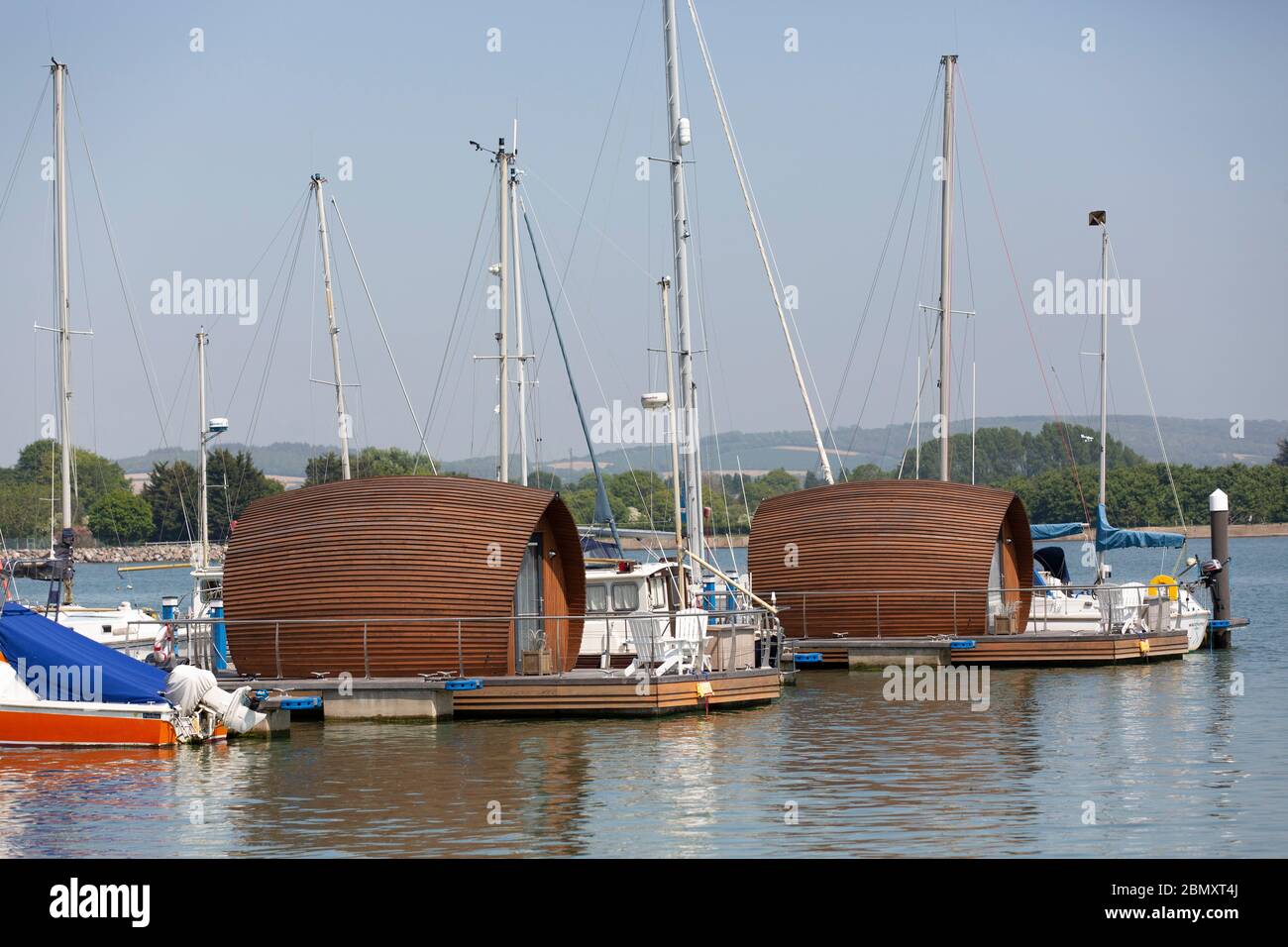 Waterside boatyard hi-res stock photography and images - Alamy