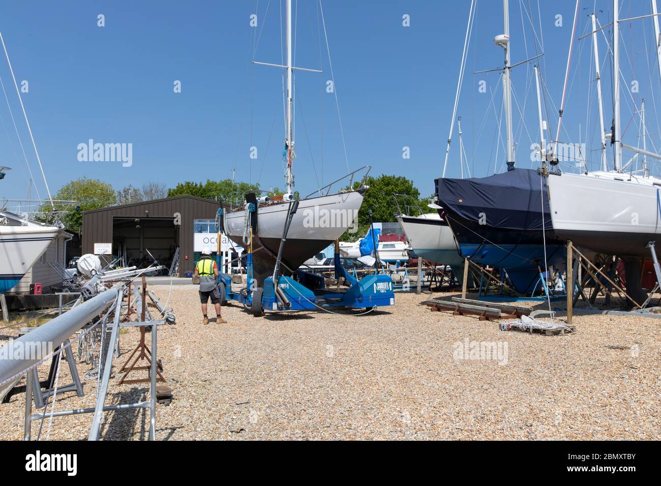 Working boatyard hi-res stock photography and images - Alamy