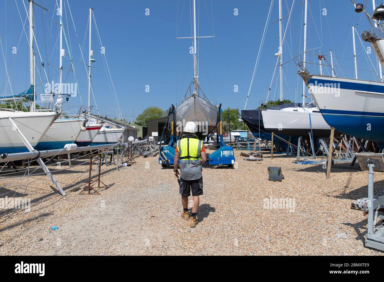 Working boatyard hi-res stock photography and images - Alamy