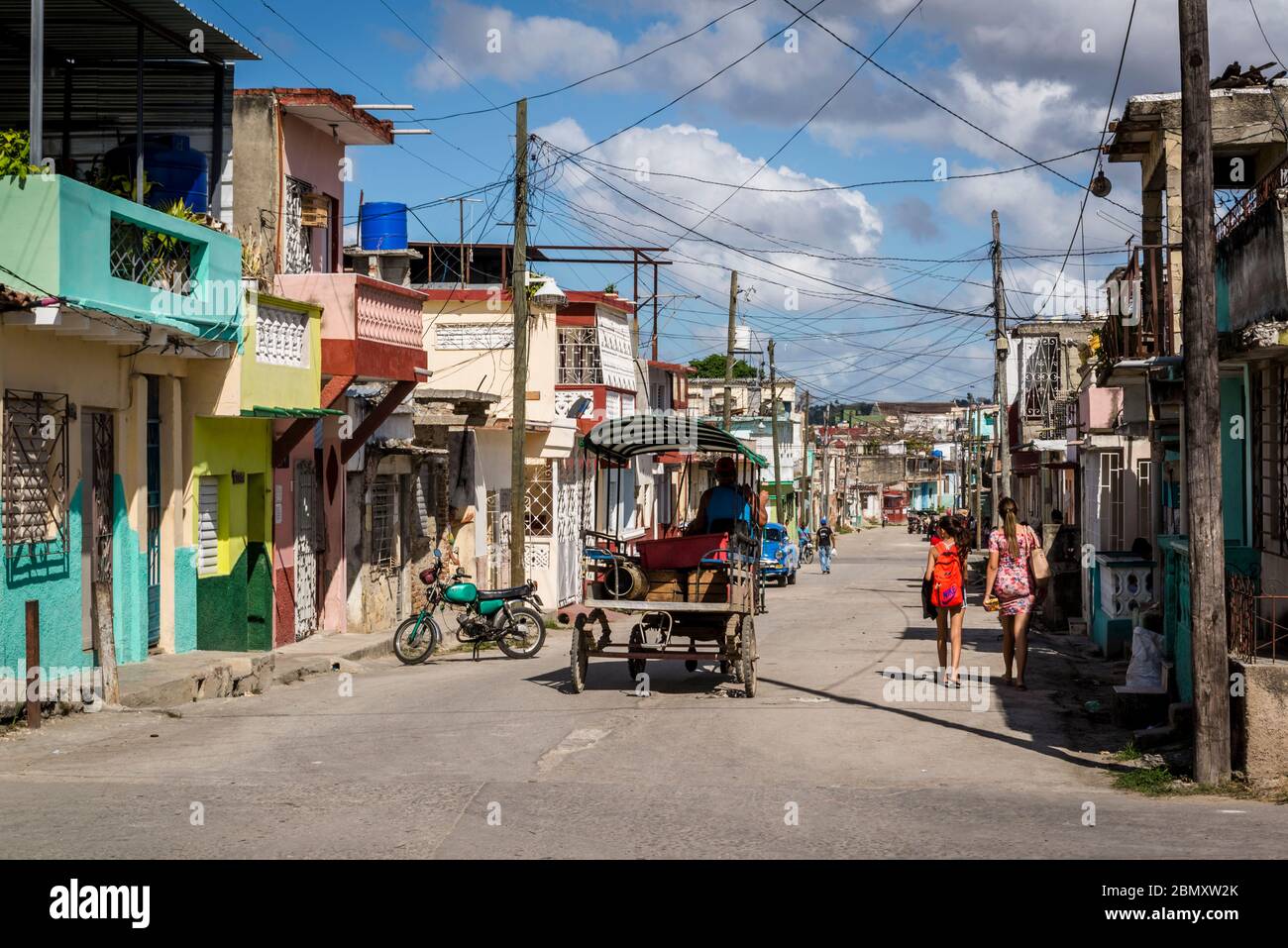 Cuban poor neighbourhood hi-res stock photography and images - Alamy