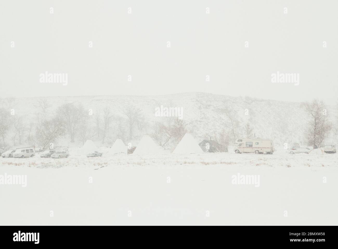 Blizzard conditions rural highway hi-res stock photography and images ...
