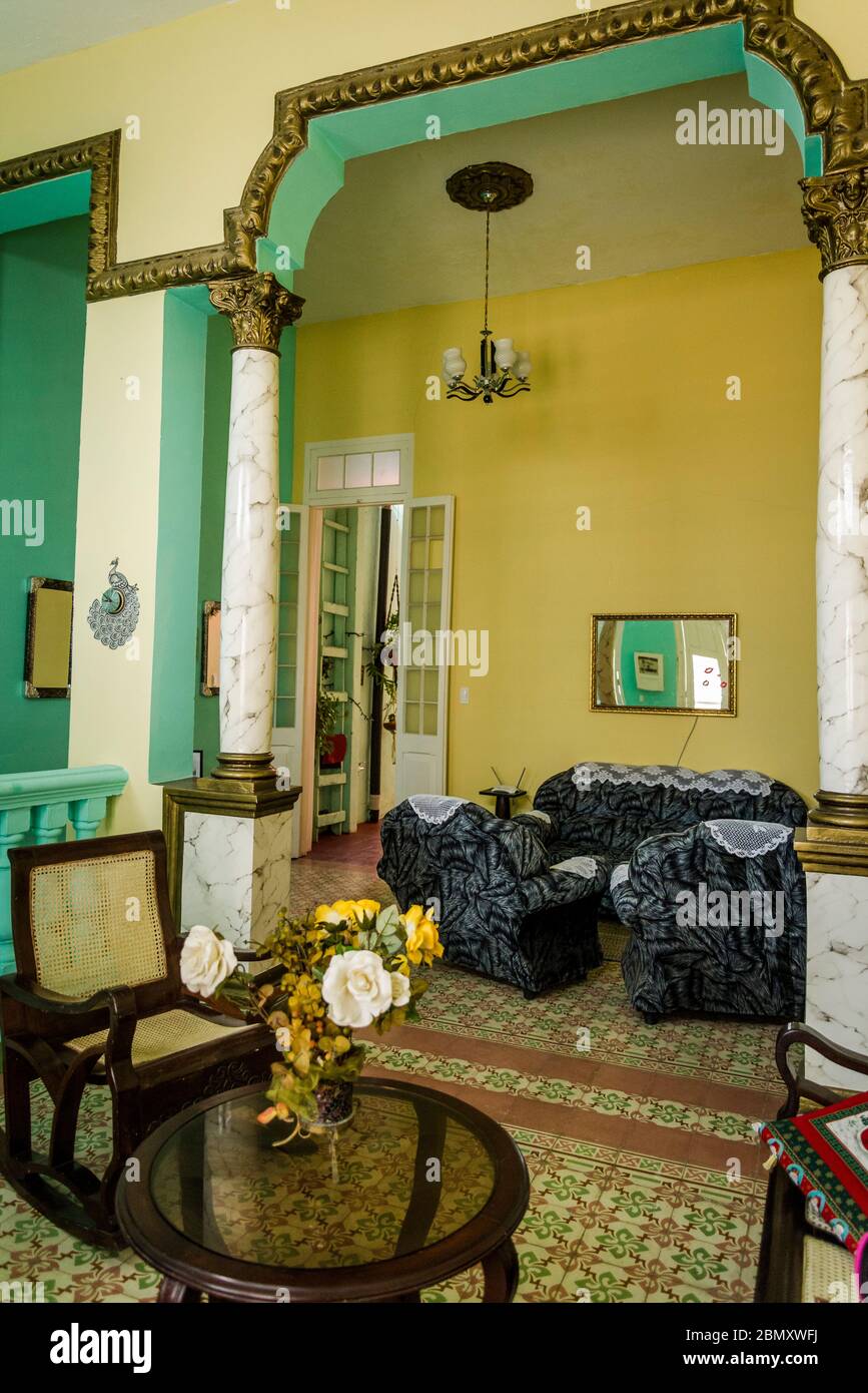 Cuba colonial house interior hi-res stock photography and images - Alamy