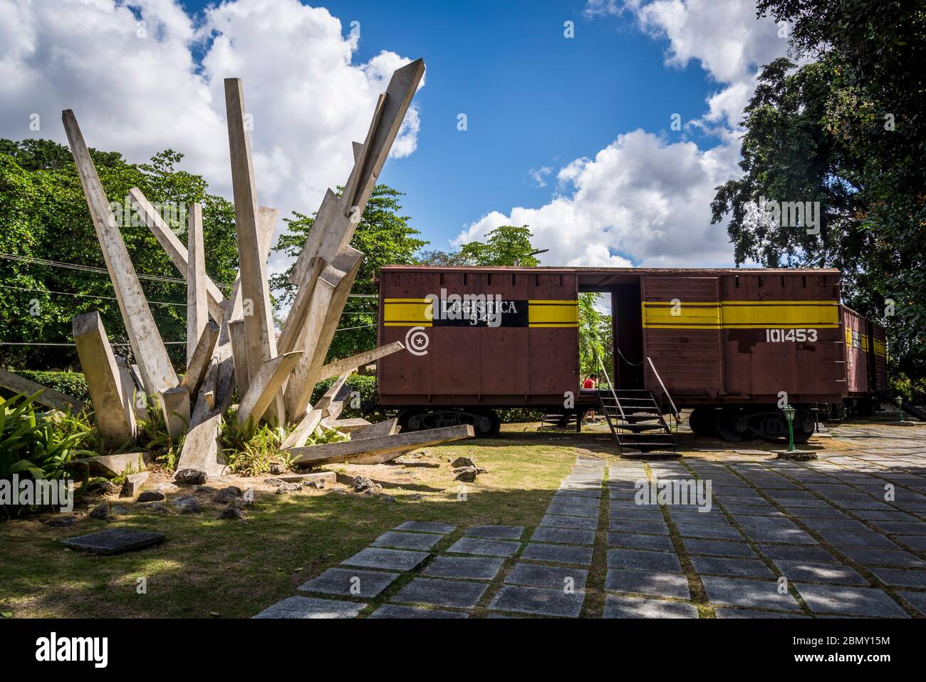 Tren blindado monument cuba hi-res stock photography and images - Alamy