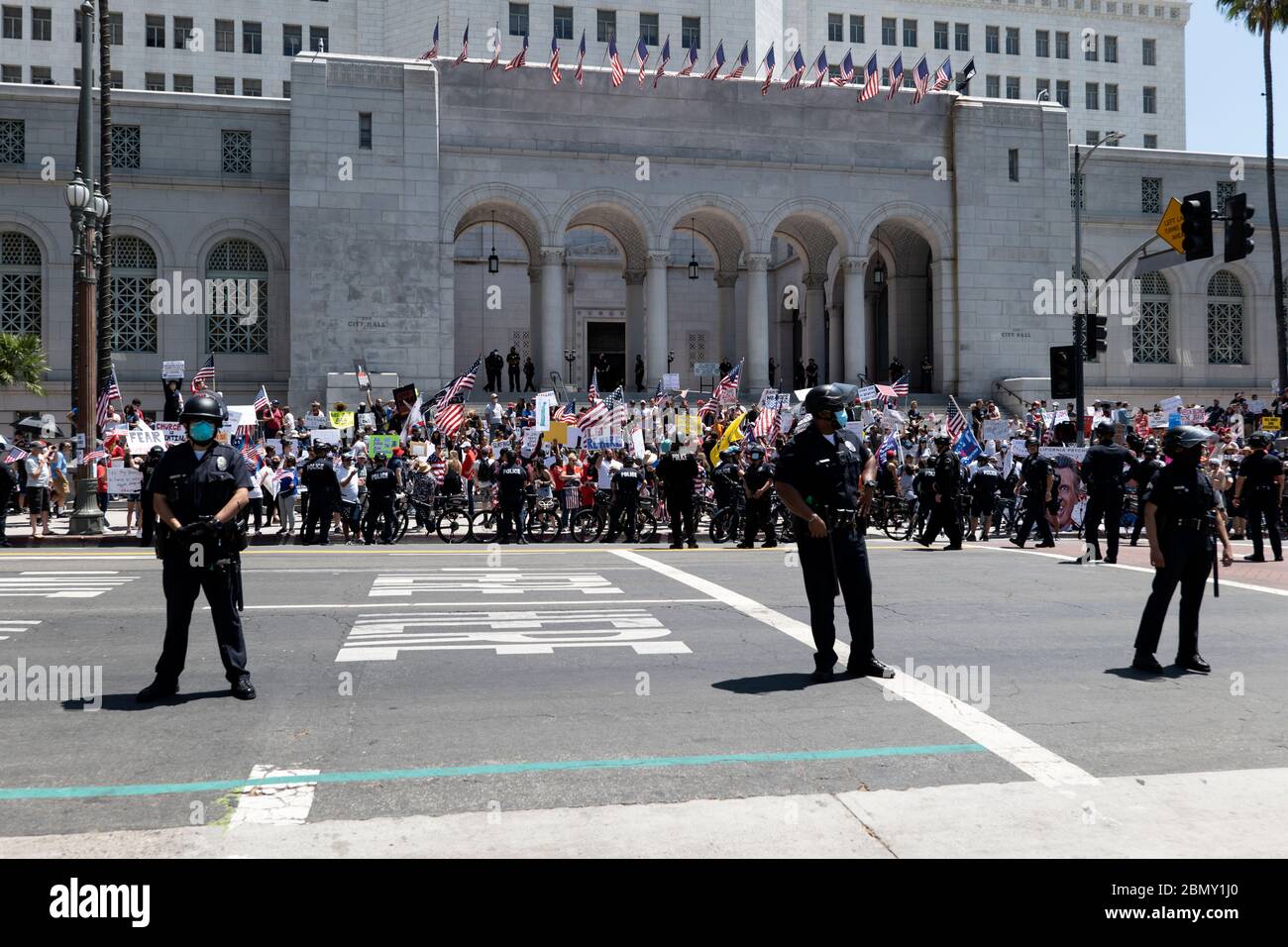 Los Angeles, CA/USA - May 1 2020: COVID-19 quarantine protesters in ...