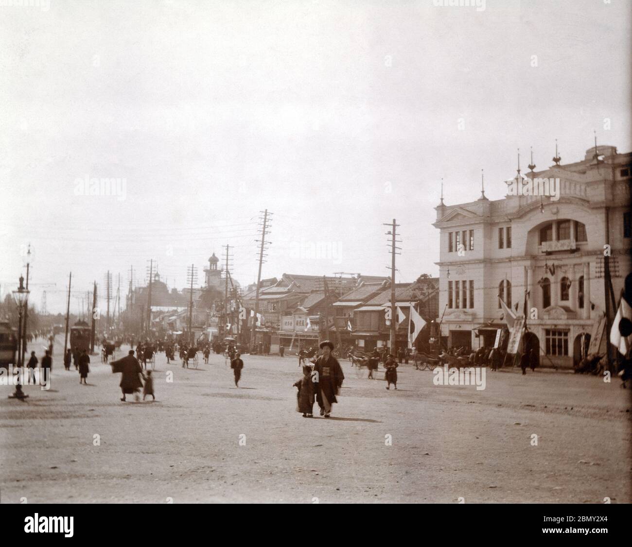 [ 1910s Japan - Ueno Hirokoji, Tokyo ] — View on Ueno Hirokoji from ...