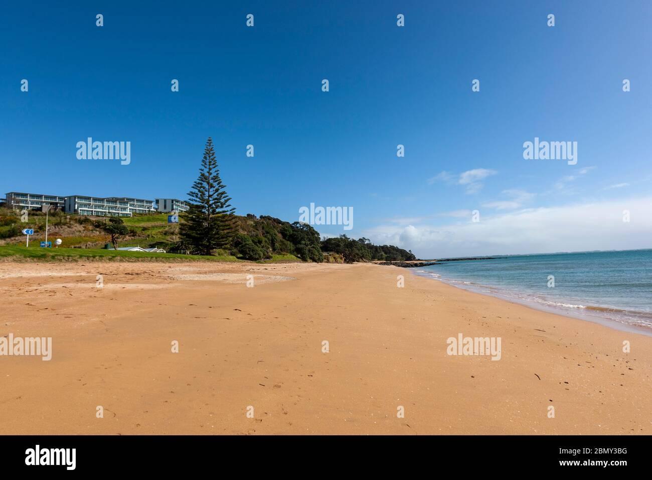 Cable bay hi-res stock photography and images - Alamy