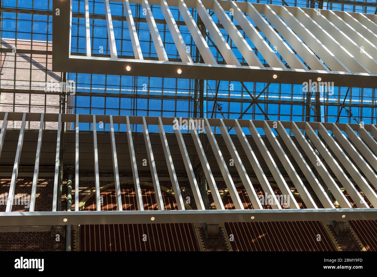 Atrium amsterdam hi-res stock photography and images - Alamy