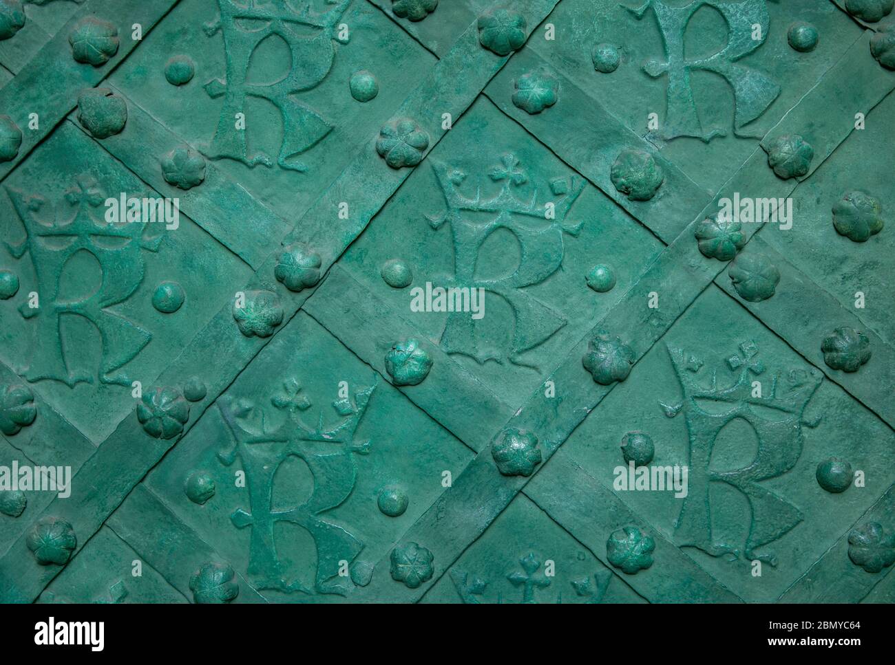 Steel gate hi-res stock photography and images - Alamy