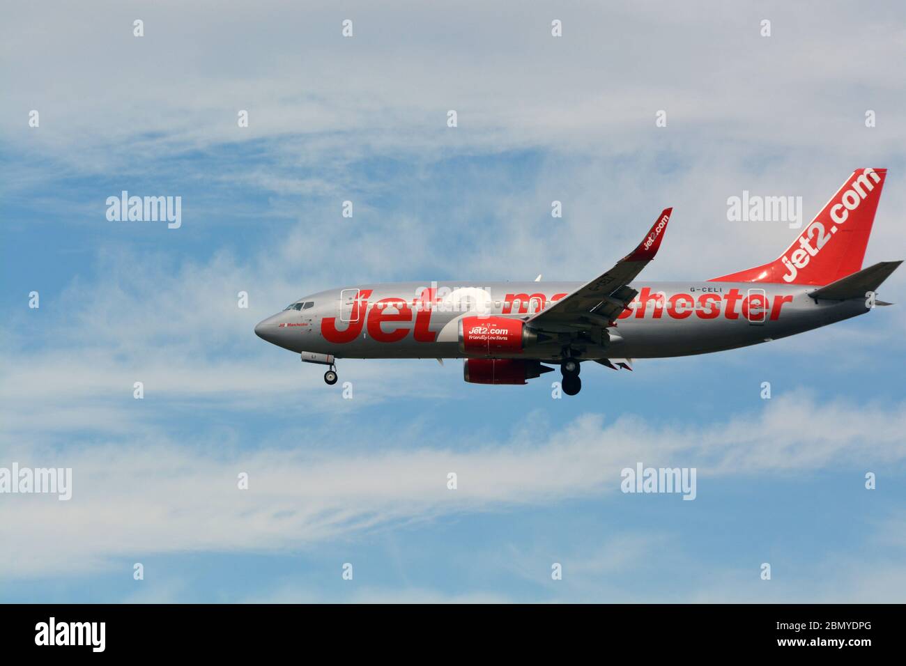 Avión de aire en vuelo hi-res stock photography and images - Alamy