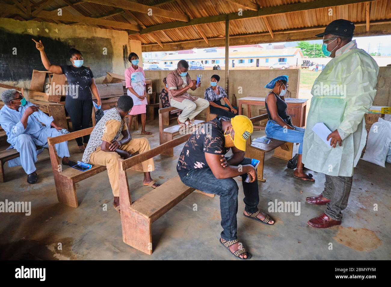 Donning a mask hi-res stock photography and images - Alamy