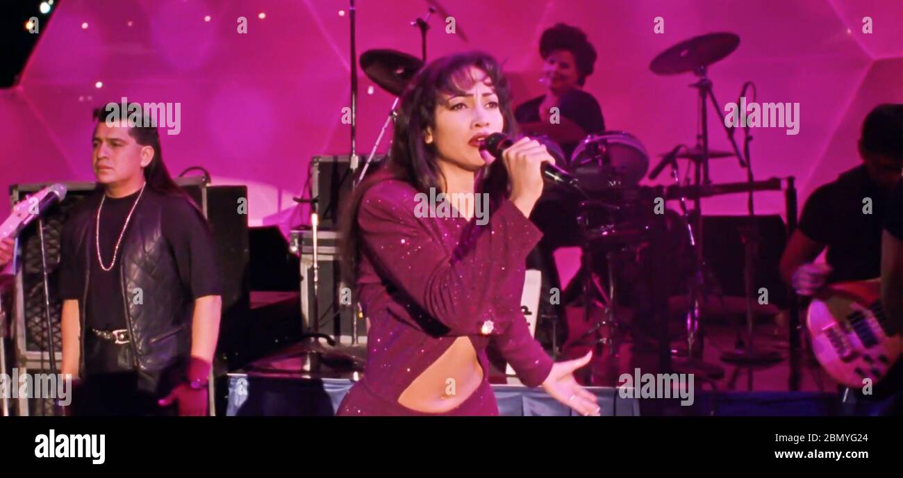 USA. Jennifer Lopez in a scene from the ©Warner Bros movie: Selena ...