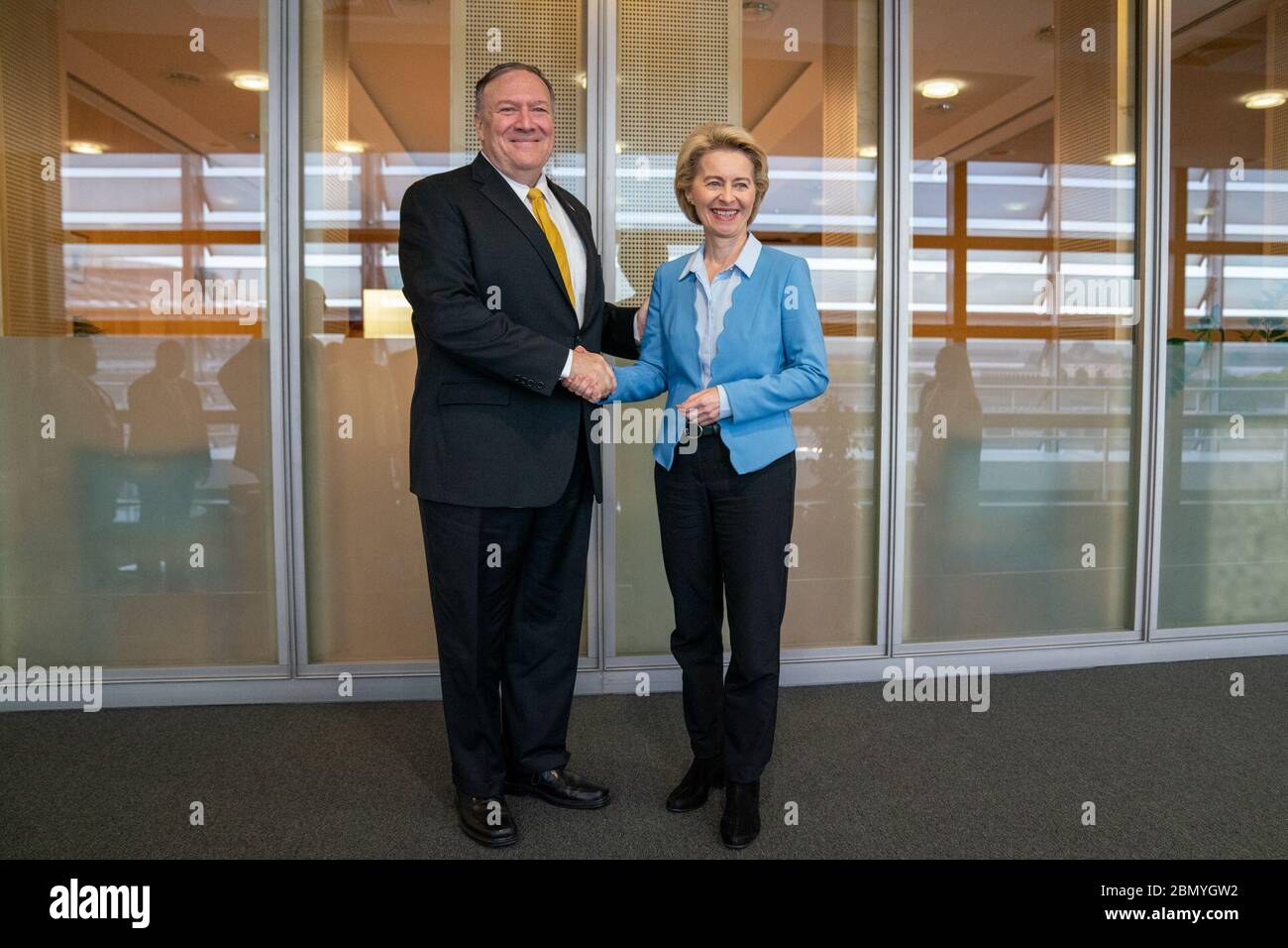 Secretary Pompeo Meets With European Commission President-elect Ursula ...