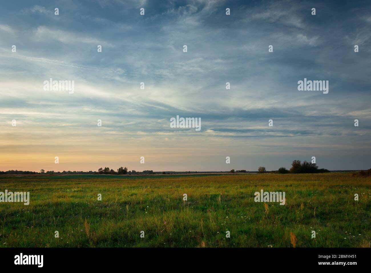Evening sky landscape view hi-res stock photography and images - Alamy