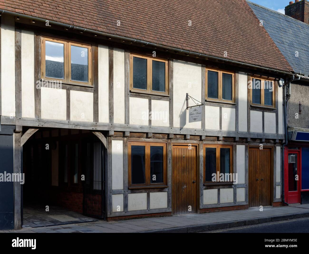 Tudor style shop, 56 Northgate Street, Devizes, Wiltshire, UK Stock ...