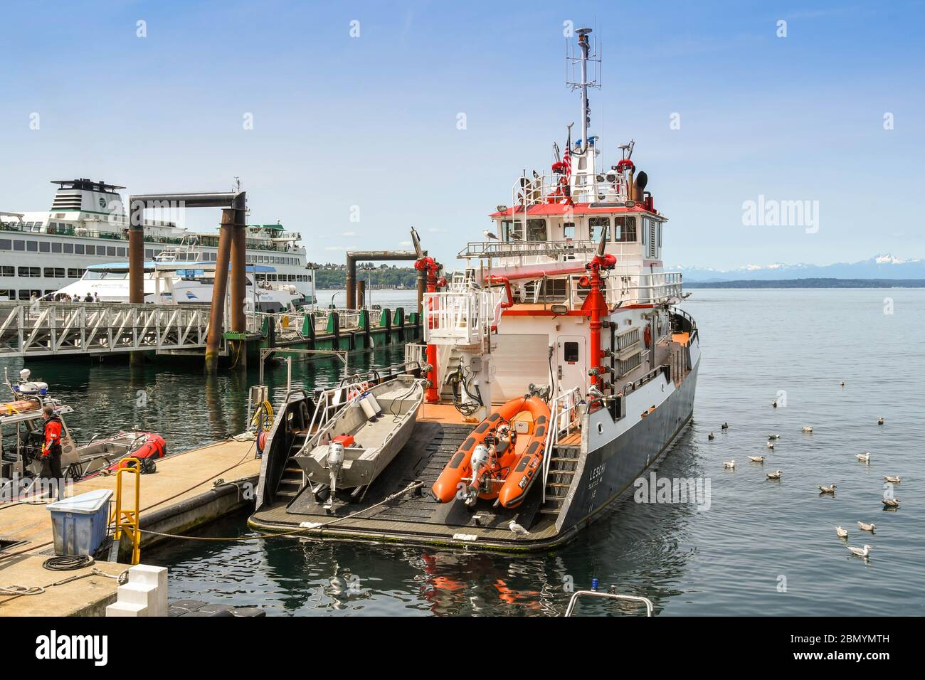SEATTLE, WASHINGTON STATE, USA - JUNE 2018: Emergency service fire boat ...