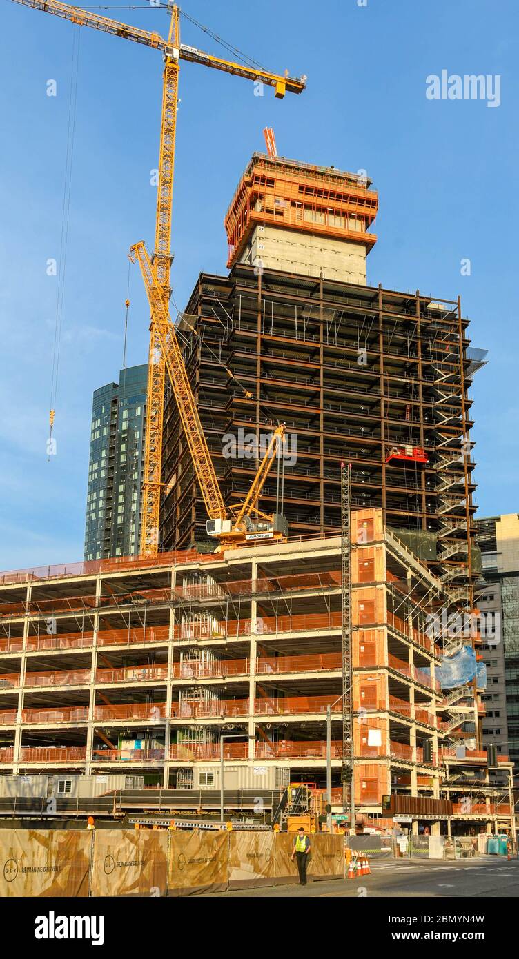 Construction downtown seattle building hi-res stock photography and ...