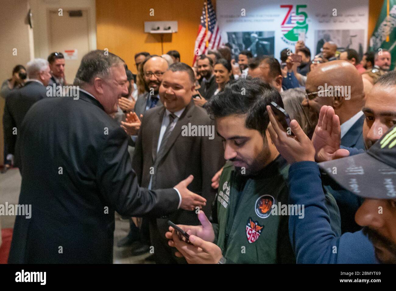 Embassy riyadh hi-res stock photography and images - Alamy