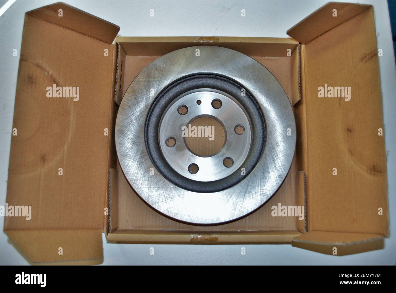 Brake replacement hi-res stock photography and images - Alamy