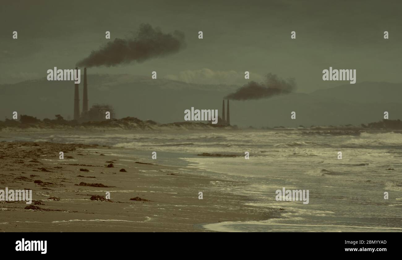 Pollution on Beach Global Warming Stock Photo - Alamy