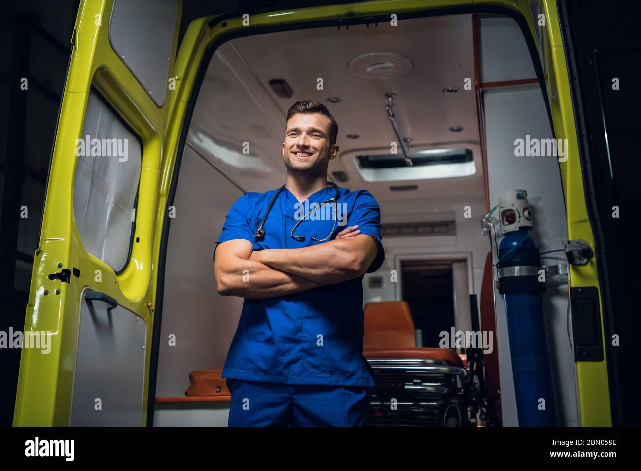 Emt uniform hi-res stock photography and images - Alamy