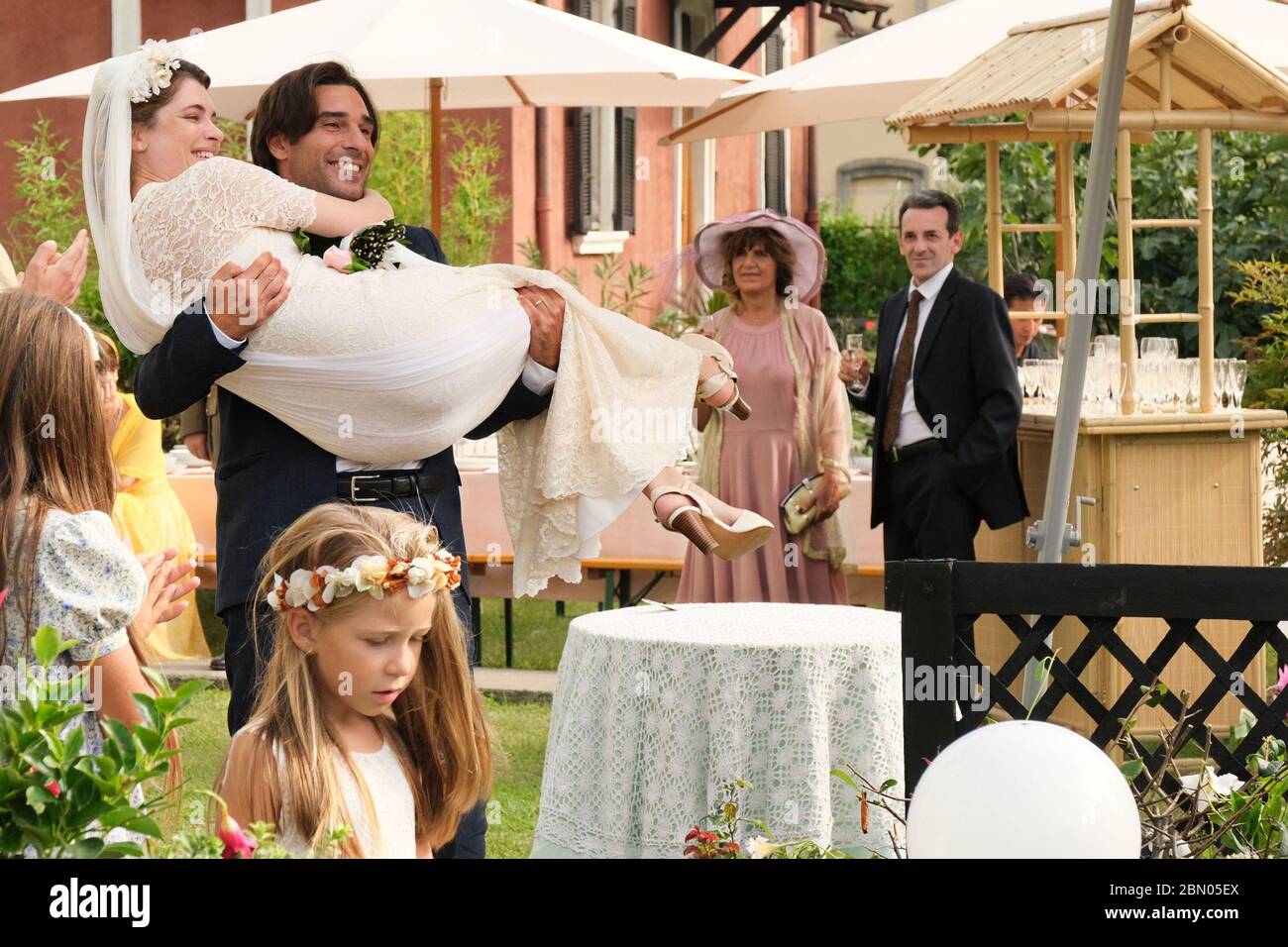 18 PRESENTS, (aka 18 REGALI), 18 PRESENTS, (aka 18 REGALI), Edoardo Leo ...