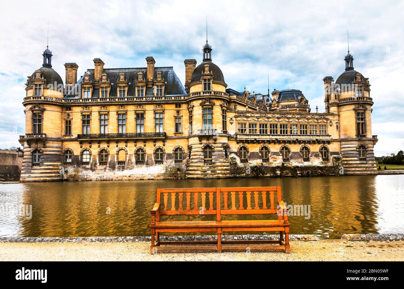 Beautiful Castles and historic monuments of France - royal Chateau de ...