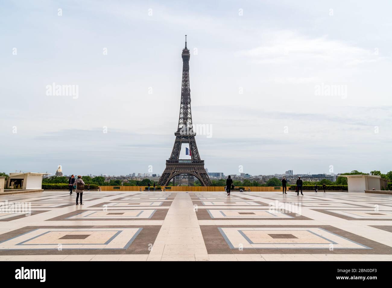Esplanade trocadero hi-res stock photography and images - Alamy