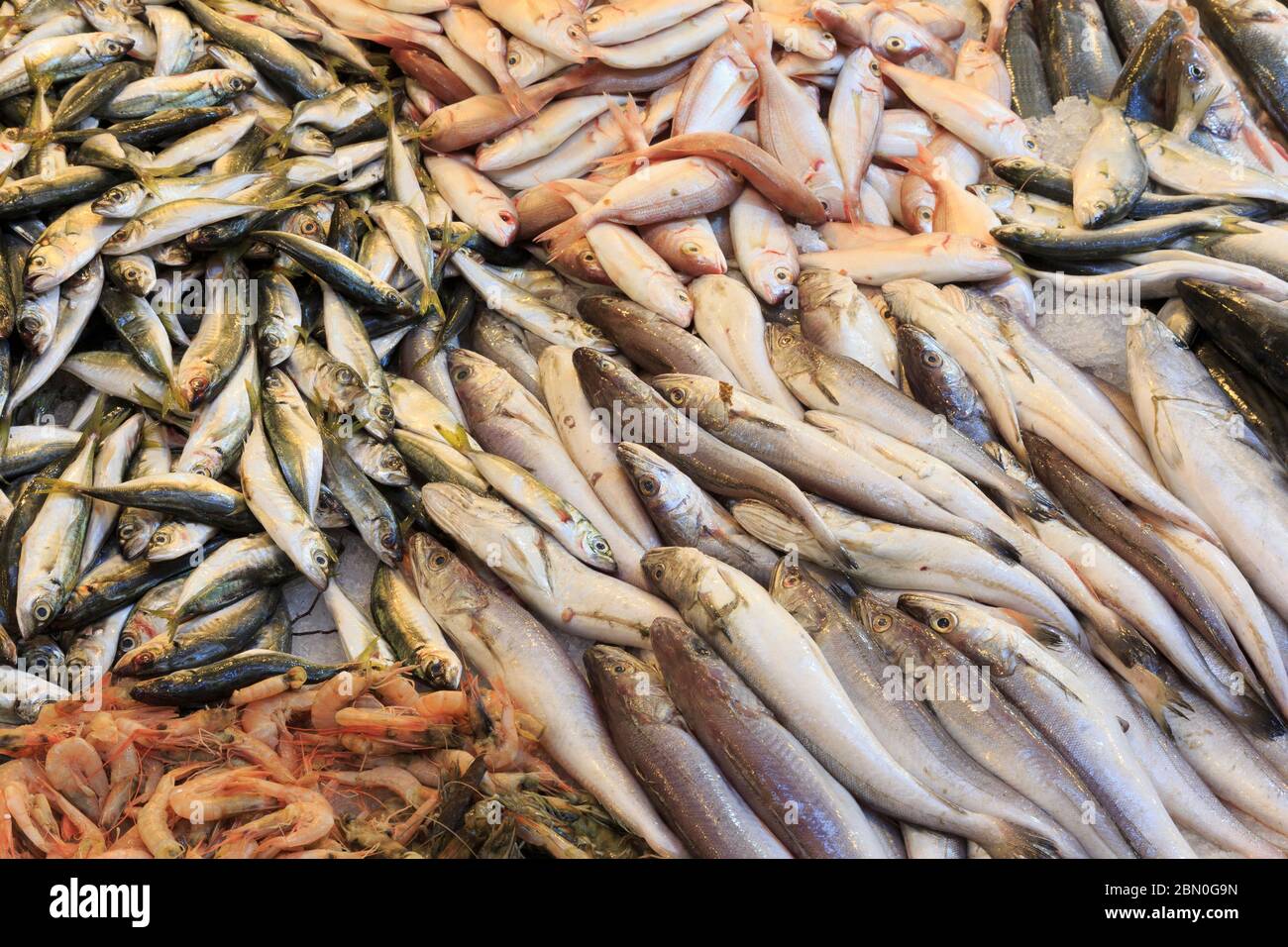Fish market kusadasi turkey hi-res stock photography and images - Alamy
