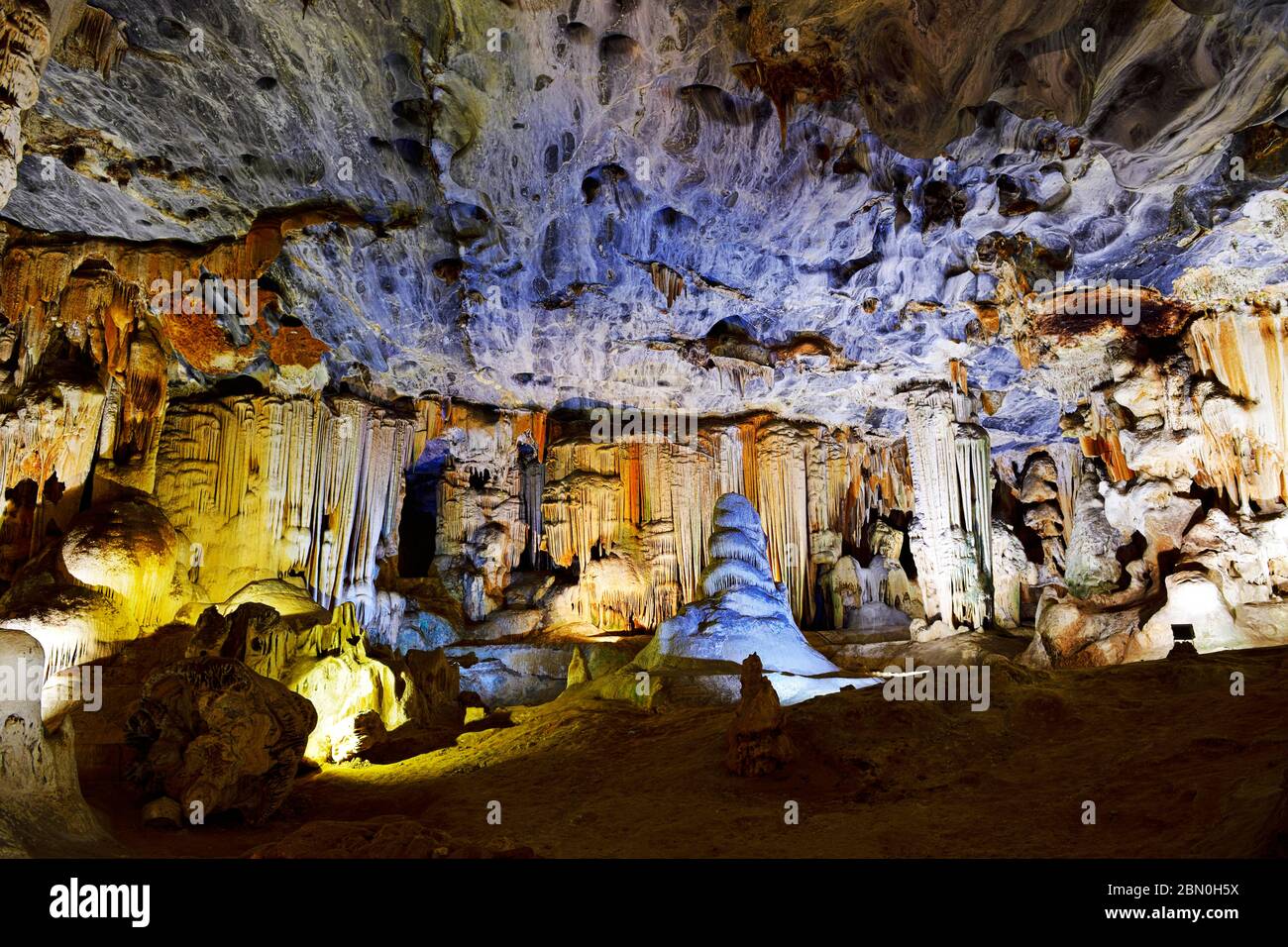 Caves south africa hi-res stock photography and images - Alamy