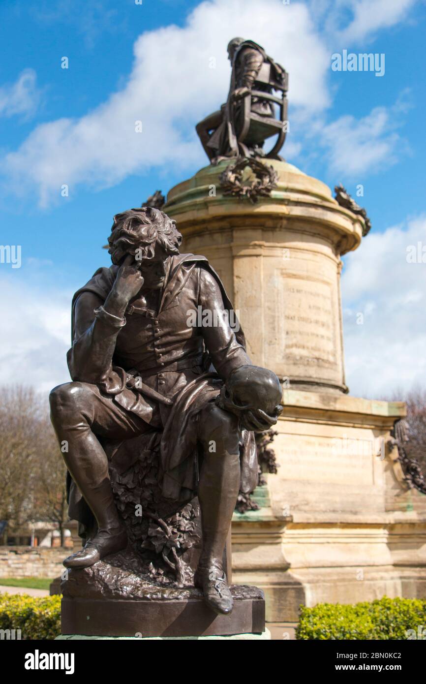 Shakespeare memorial theater hi-res stock photography and images - Alamy