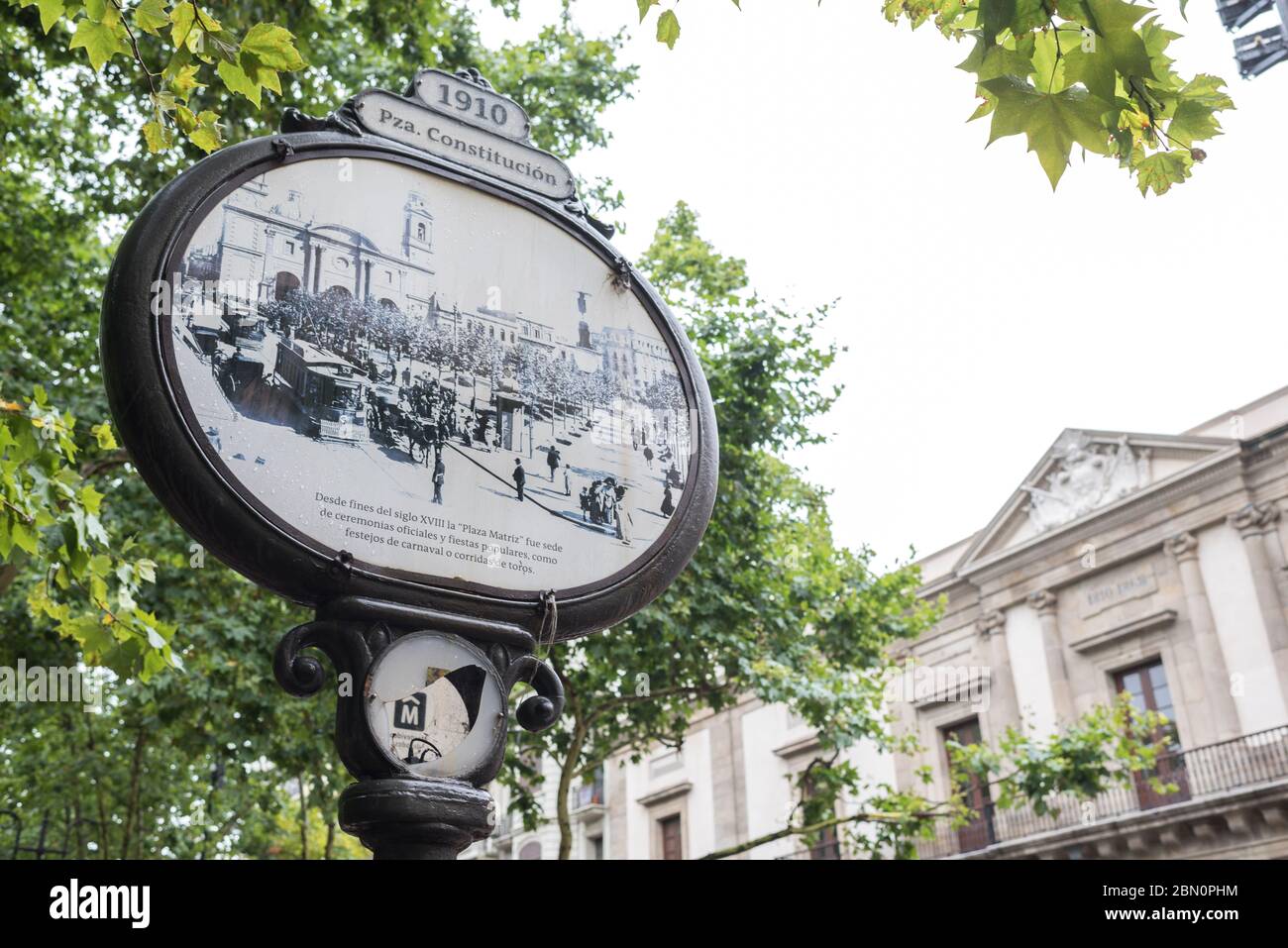 Matriz square hi-res stock photography and images - Alamy