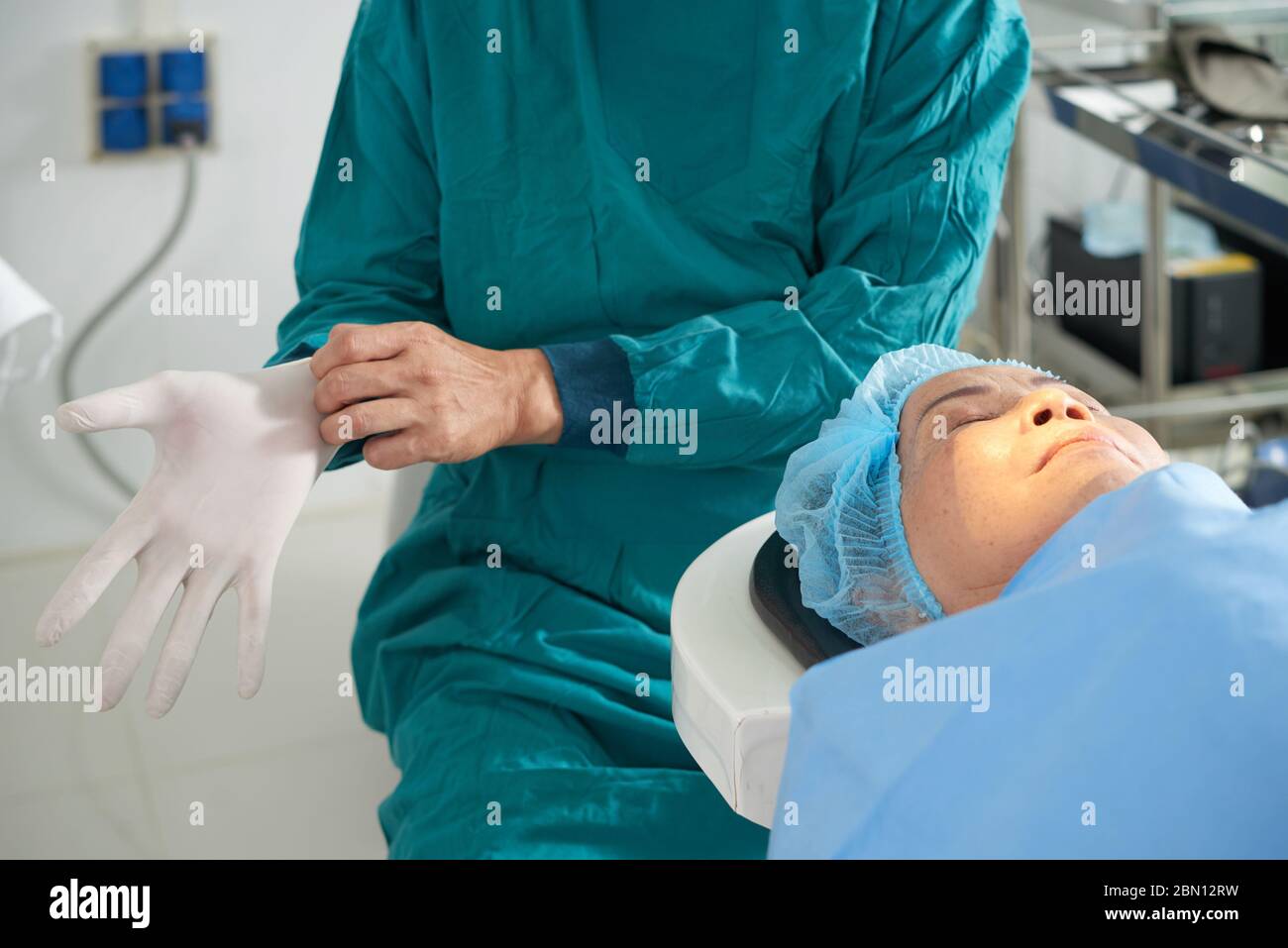 Operating Table High Resolution Stock Photography and Images - Alamy