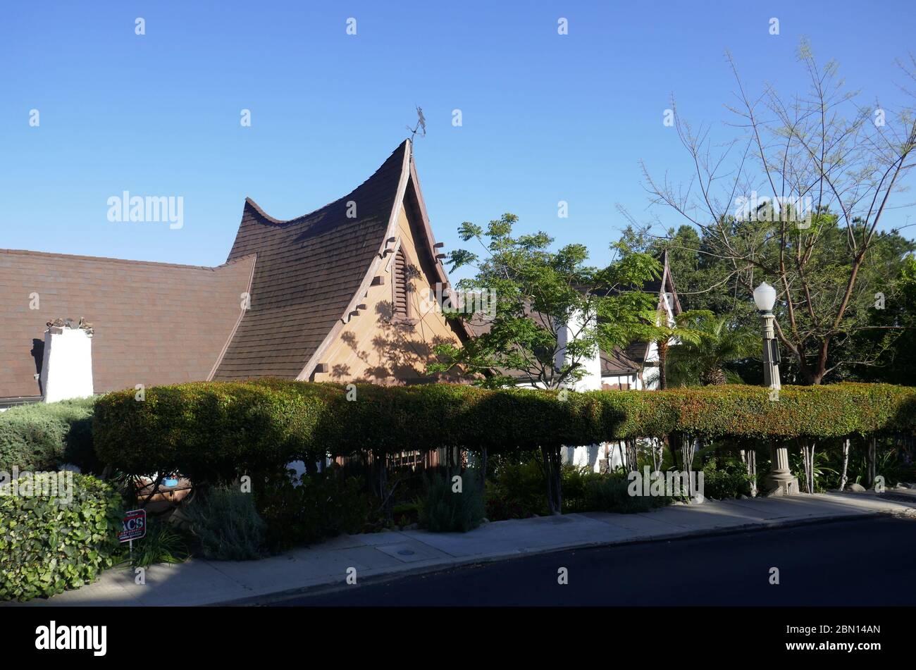 Witches whimsy hi-res stock photography and images - Alamy