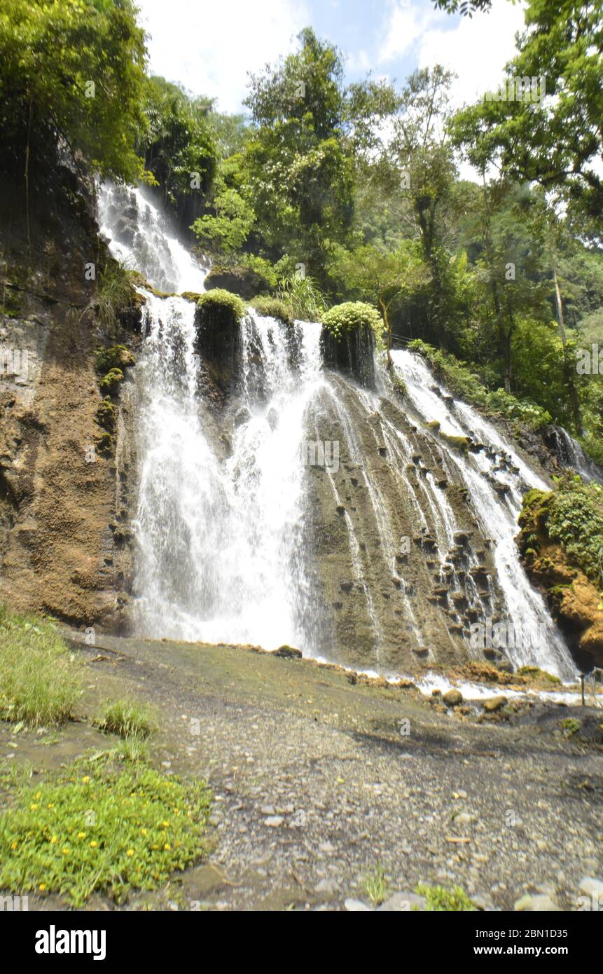 Canyon hiking trail in Tumpak Sewu Waterfall Stock Photo - Alamy