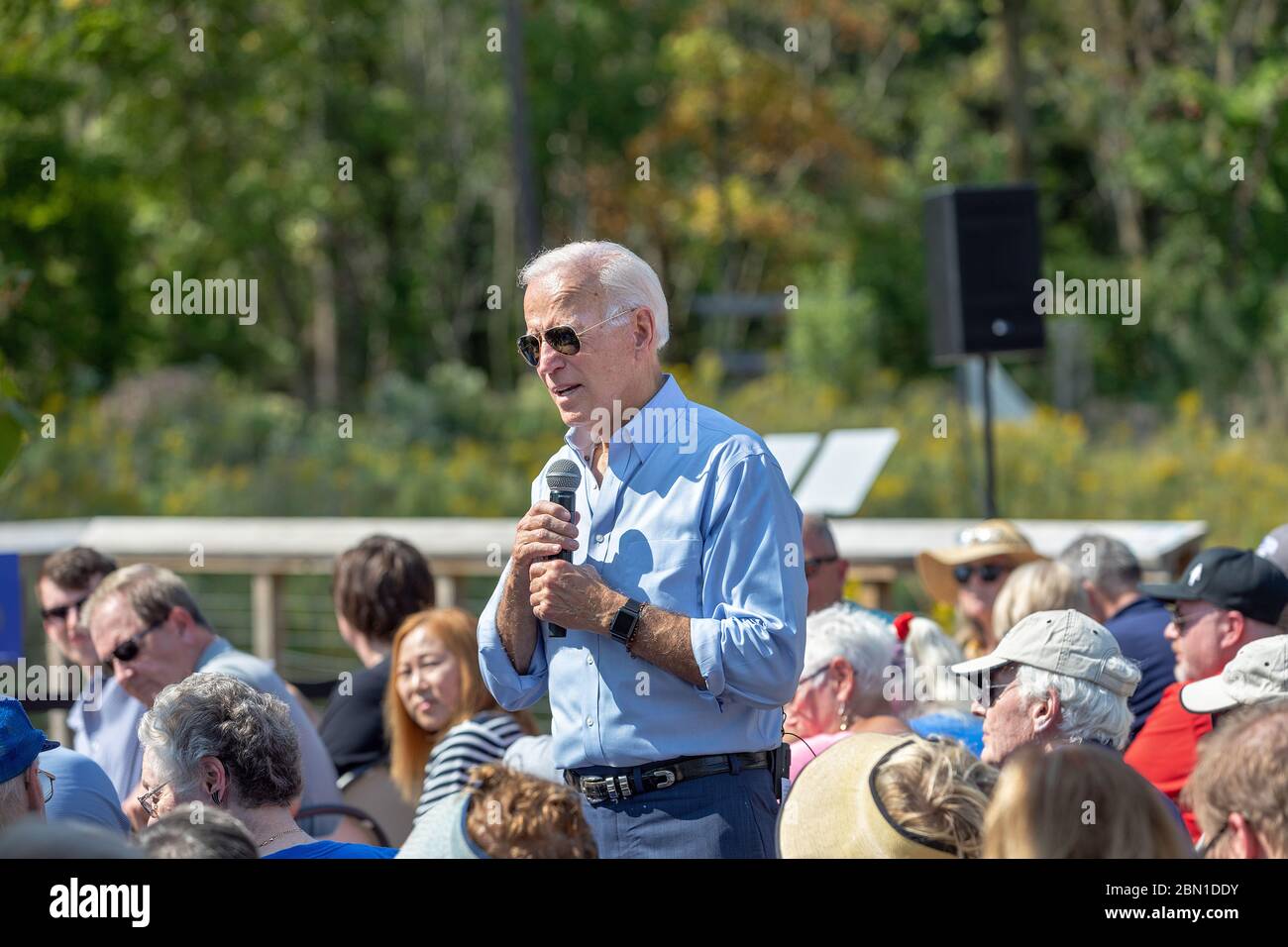 Former Vice President Joe Biden holding a presidential campaign town ...