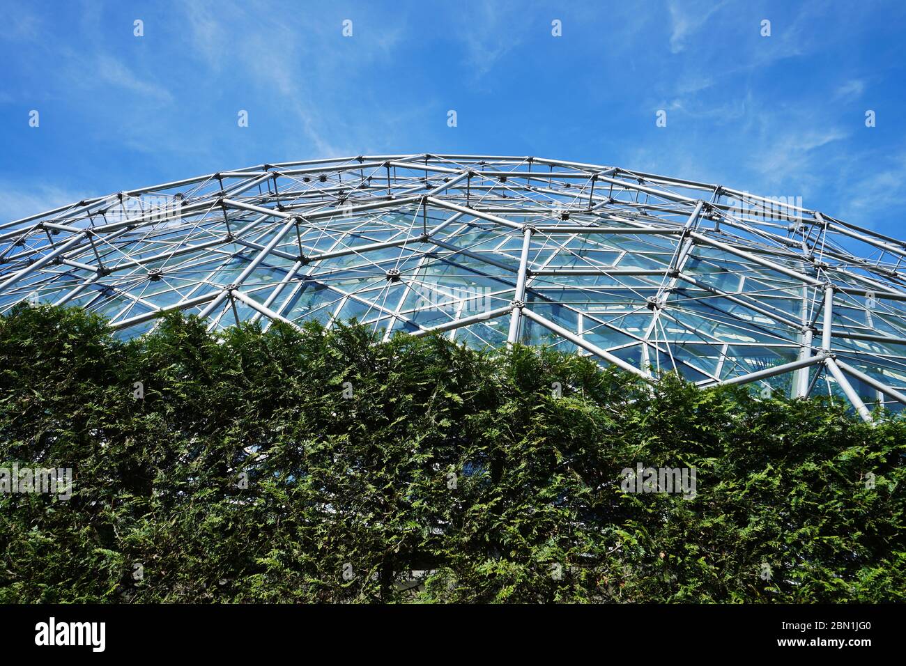 Exterior architecture and design of Climatron geodesic conservatory ...