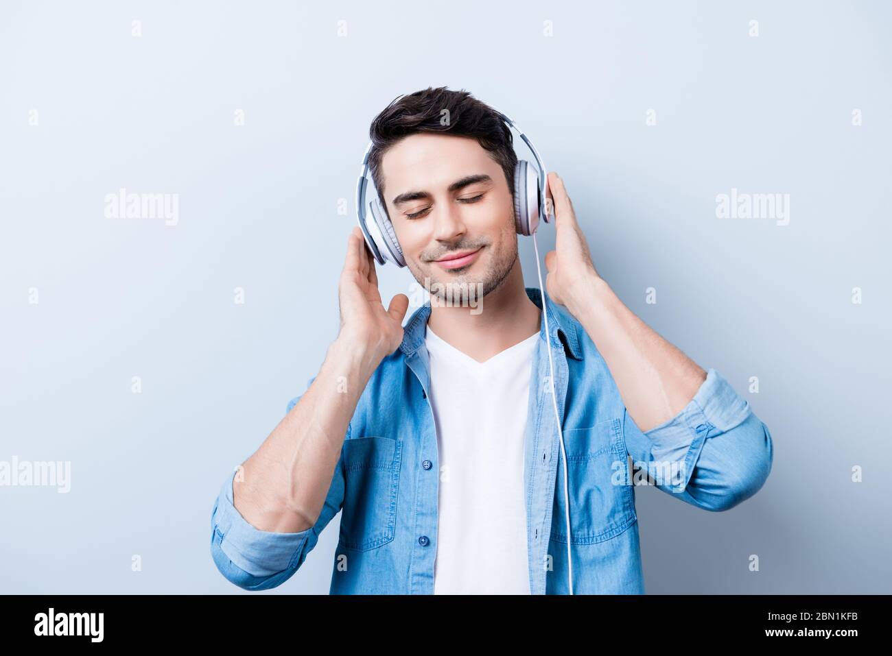 Beat up man face hi-res stock photography and images - Alamy