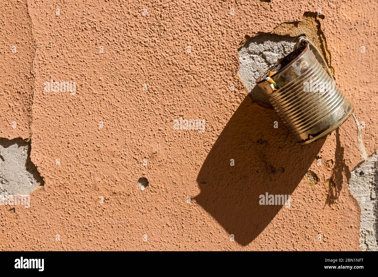 Tin can building hi-res stock photography and images - Alamy