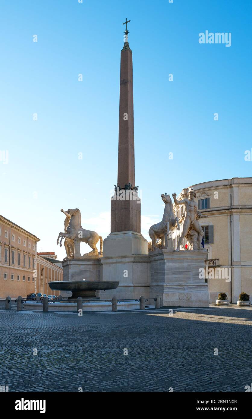 Fountain of dioscuri in rome hi-res stock photography and images - Alamy