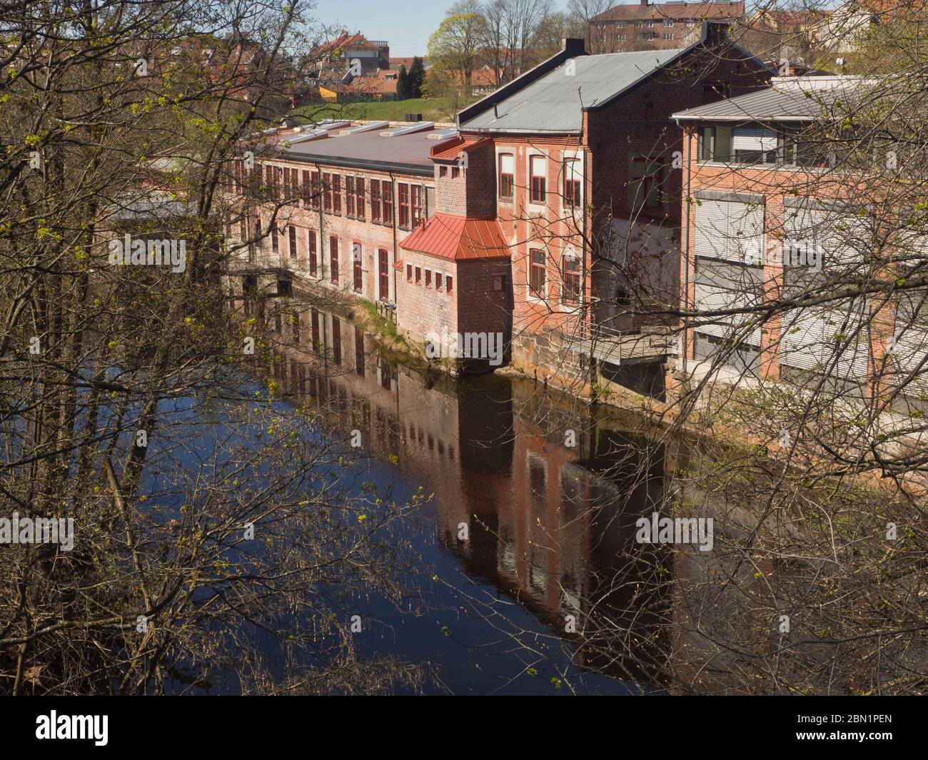 Red brick factory hi-res stock photography and images - Alamy
