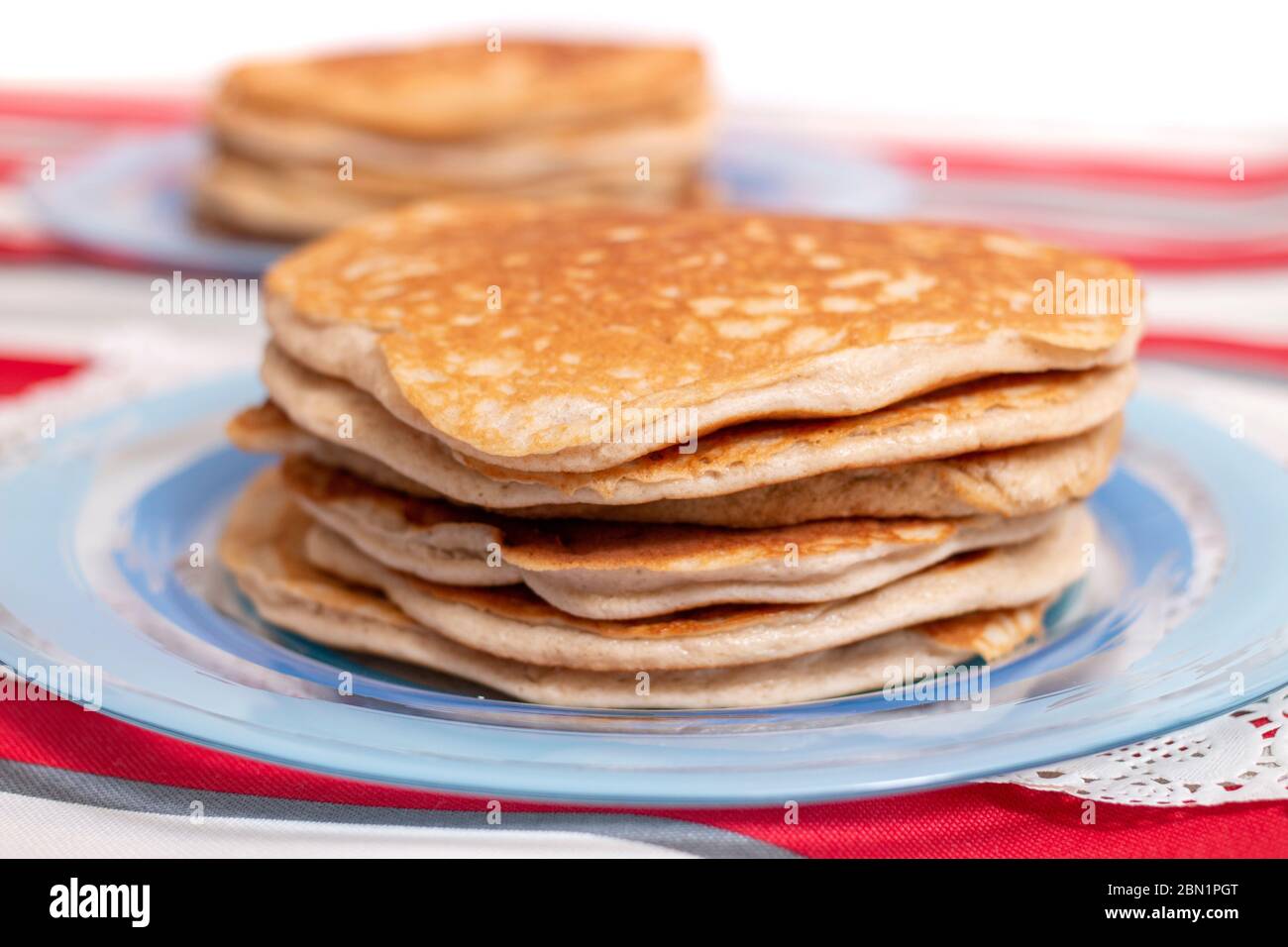 Banana pancakes simple delicious hi-res stock photography and images ...