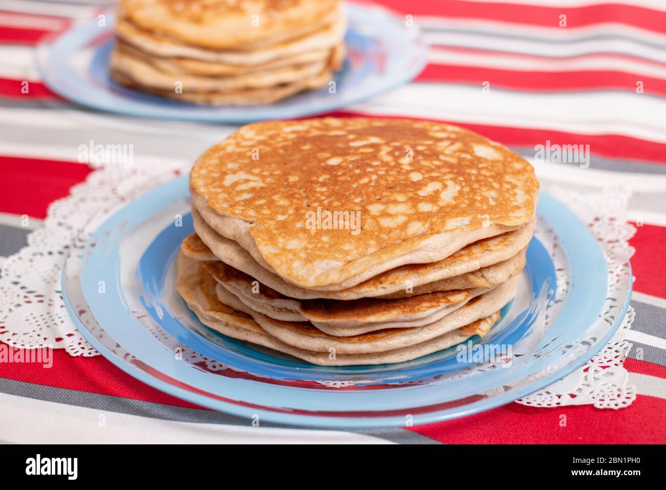 Banana pancakes simple delicious hi-res stock photography and images ...