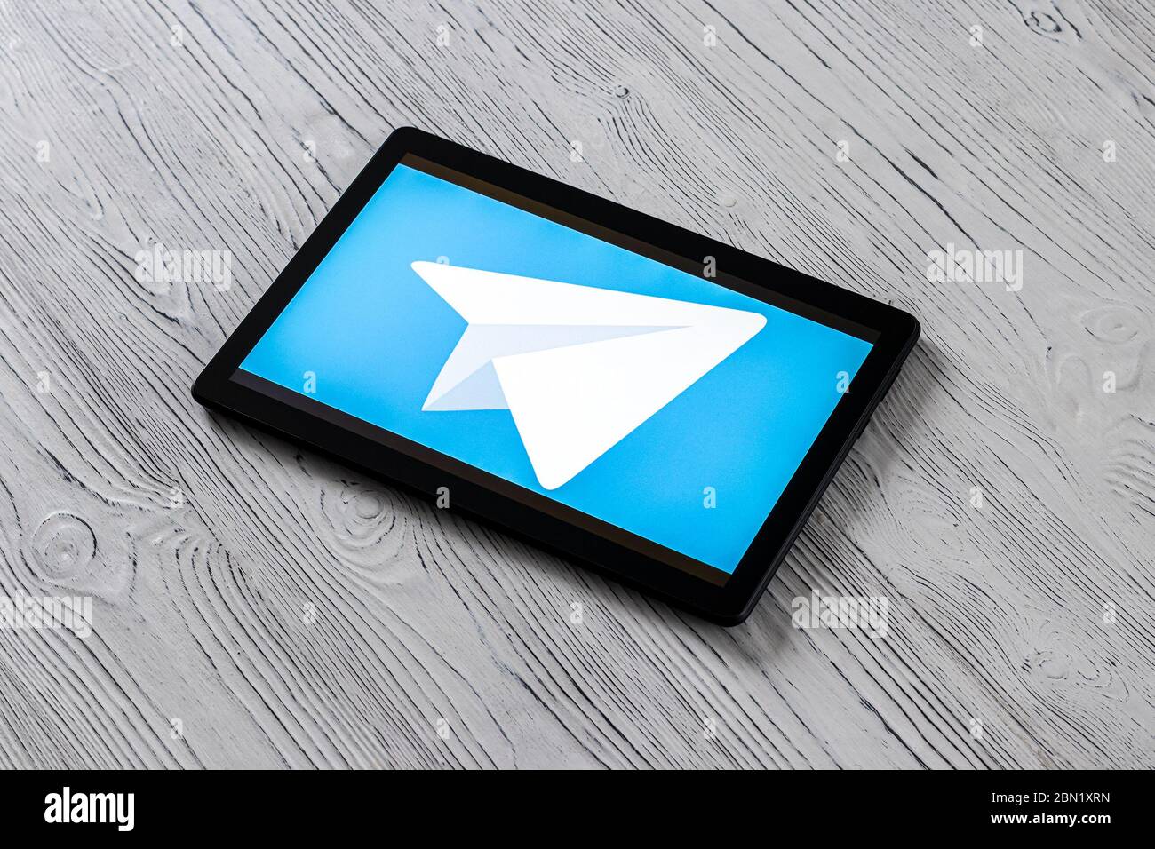 Telegram on a tablet hi-res stock photography and images - Alamy