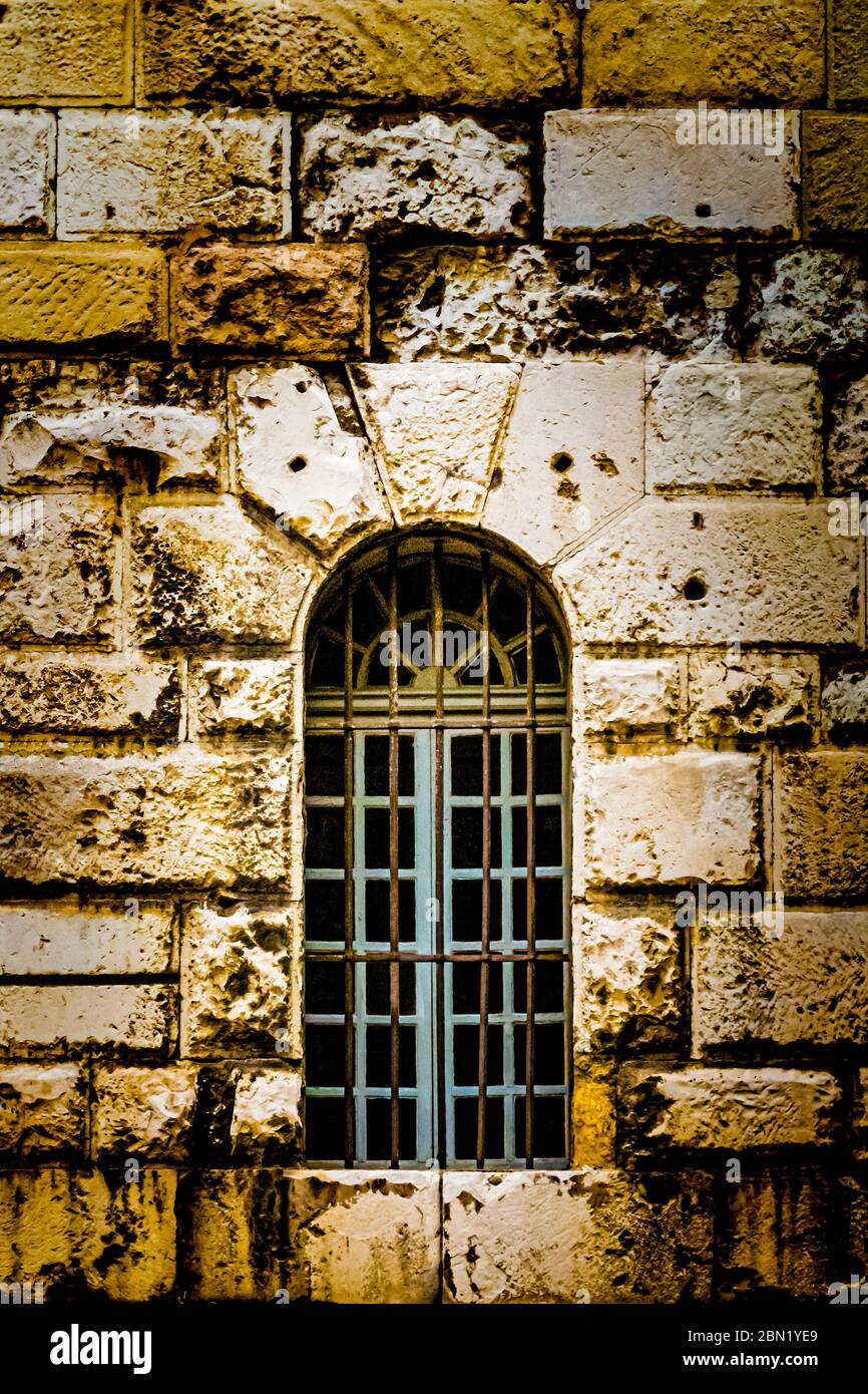 Narrow windows hi-res stock photography and images - Alamy