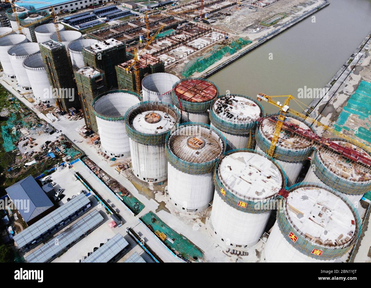 Timely completion hi-res stock photography and images - Alamy