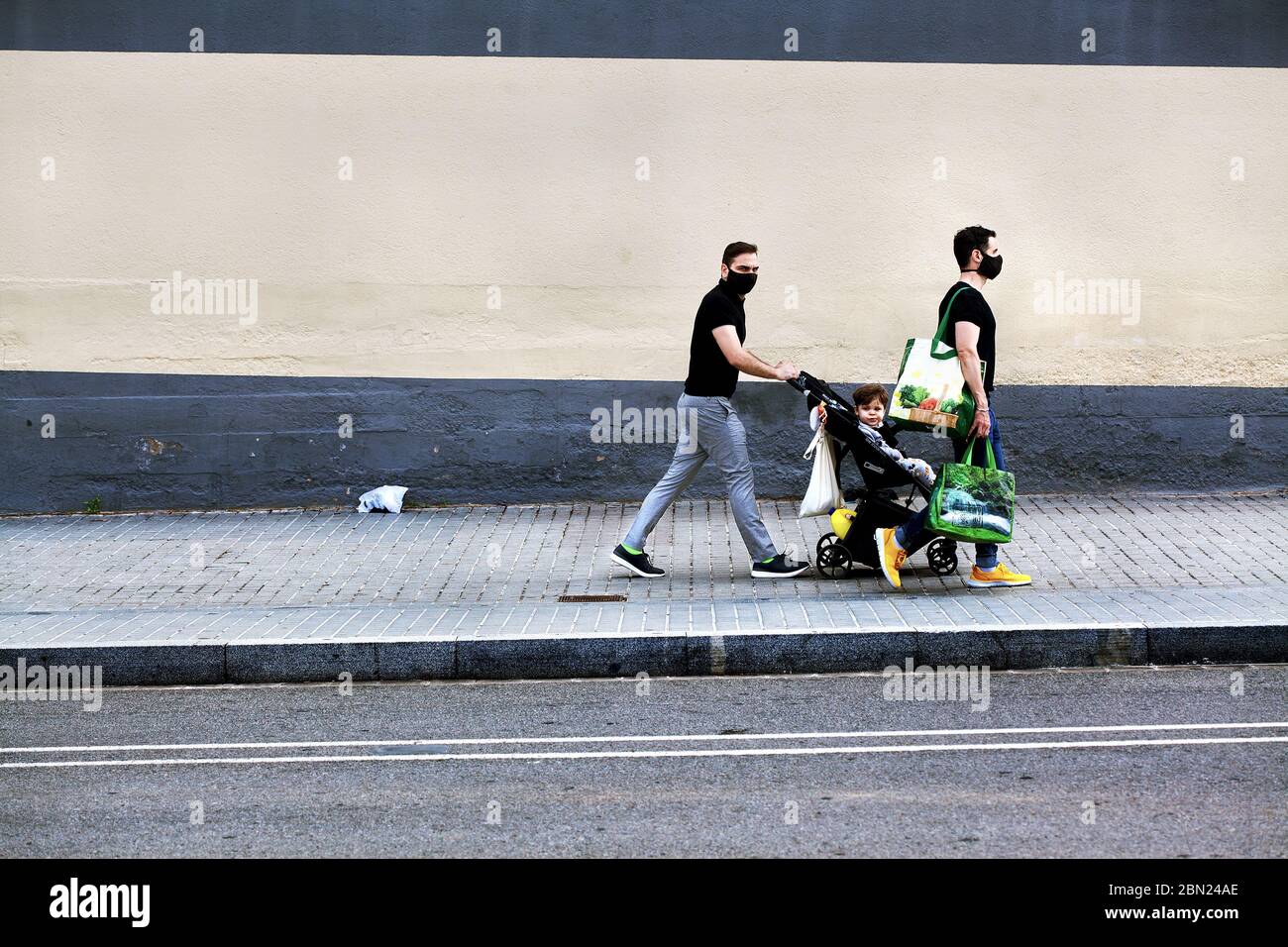 Push chair parent hi-res stock photography and images - Alamy