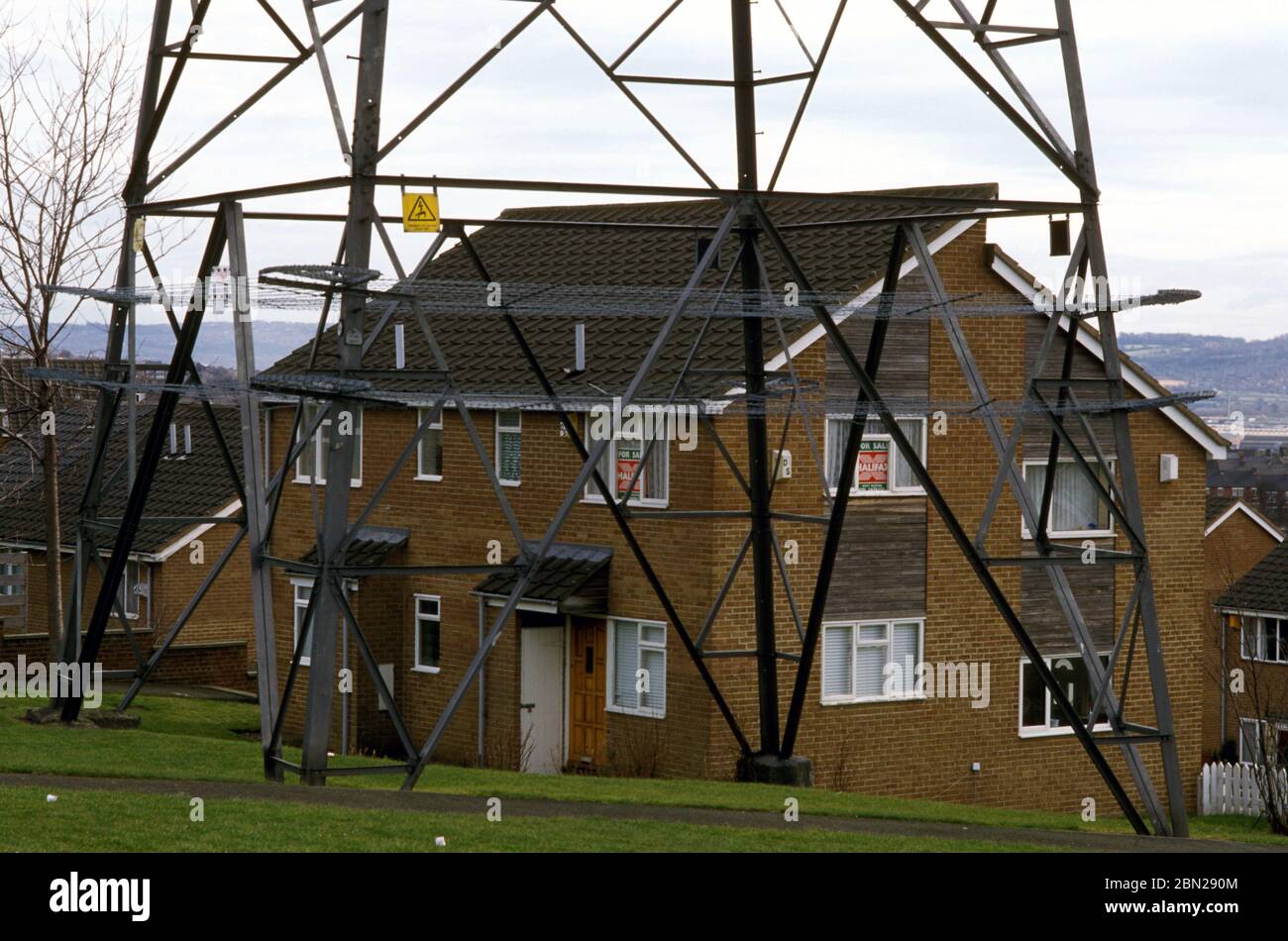 Electricity pylon & housing estate; Newburn; Newcastle-upon-Tyne; UK ...